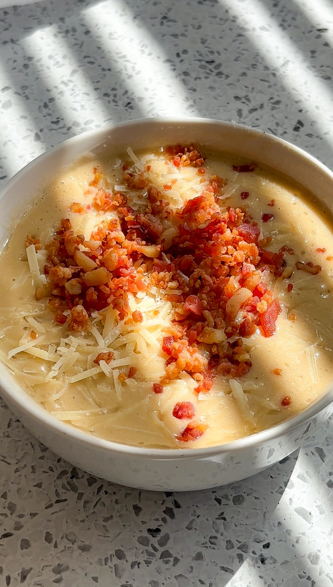Creamy bacon potato soup